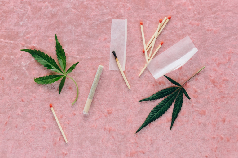 How to Differentiate Between Joints, Blunts, and Spliffs